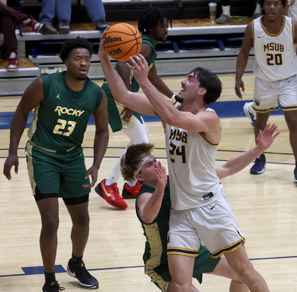 Rocky wins first Rimrock Rivalry men's hoops contest