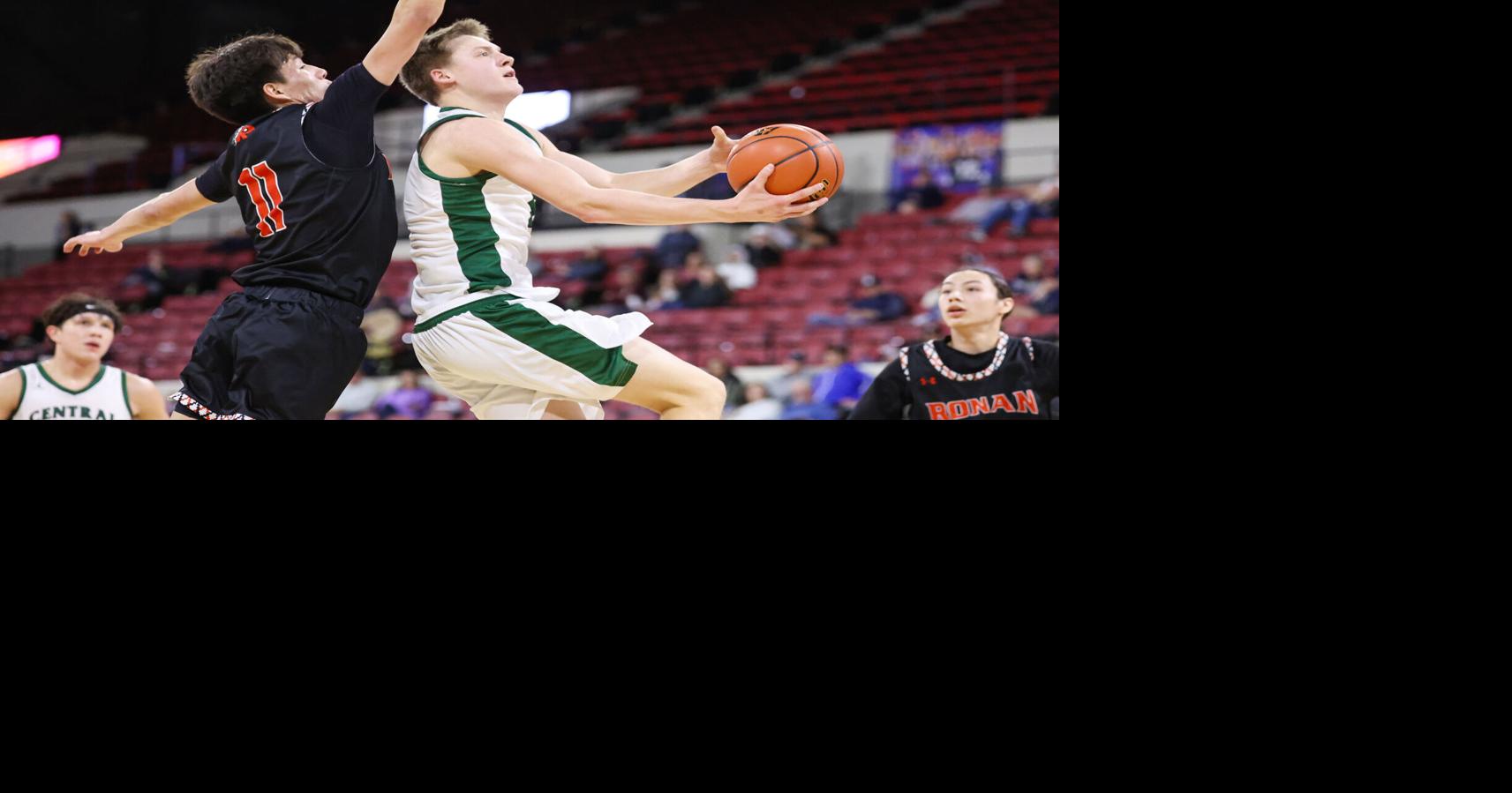 Gunnar Larsen dunks, scores 14 as Rams reach semifinals