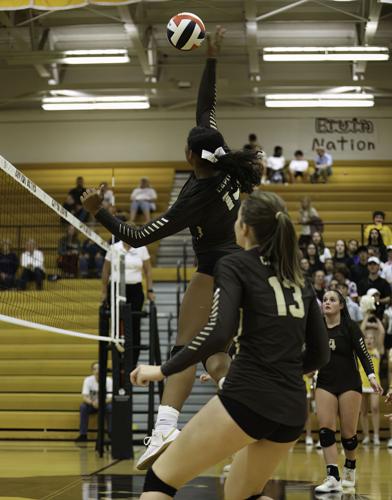 Helena High, Capital set for first crosstown volleyball match of 2022