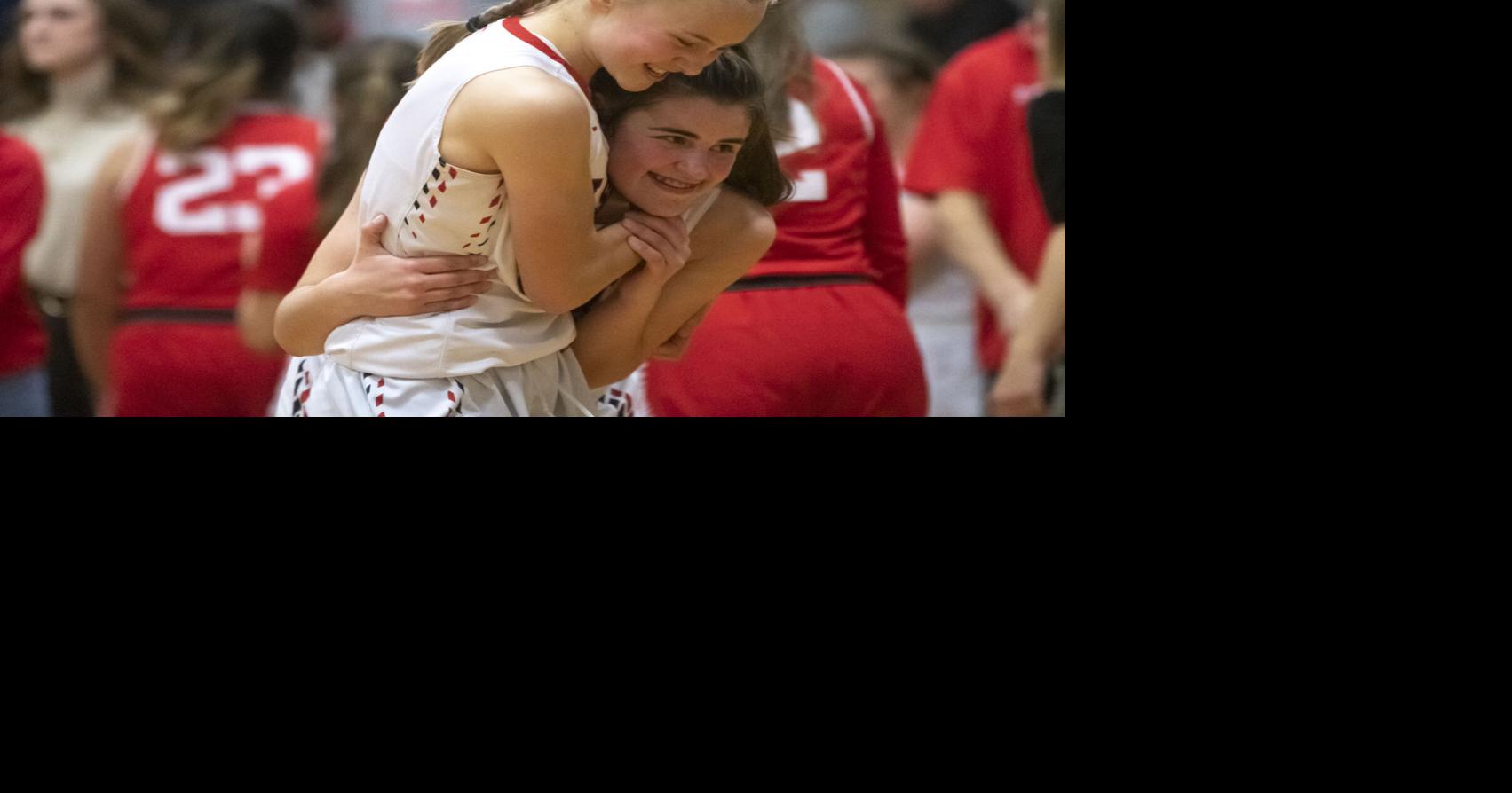 Missoula Loyola girls hoops blows by Arlee, Maddie Keast earns 1st win ...