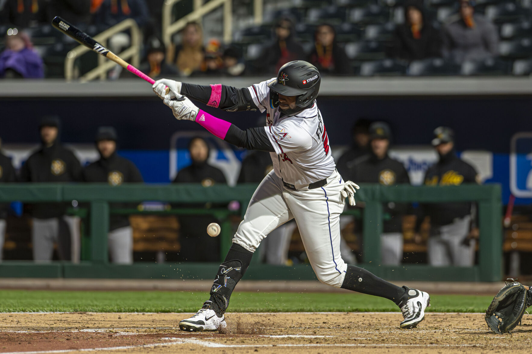 Topes Tuesday Notebook: Are torpedo bats coming to hitter-friendly ...