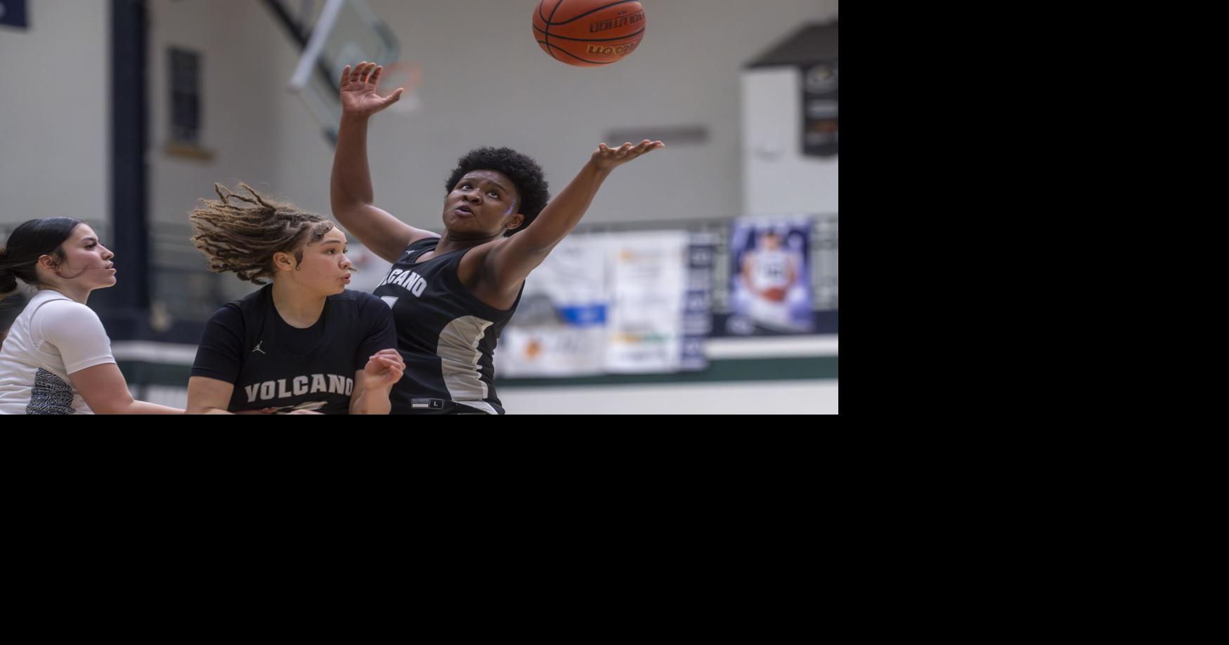 Photos: Rio Rancho girls take on Volcano Vista on Wednesday ...