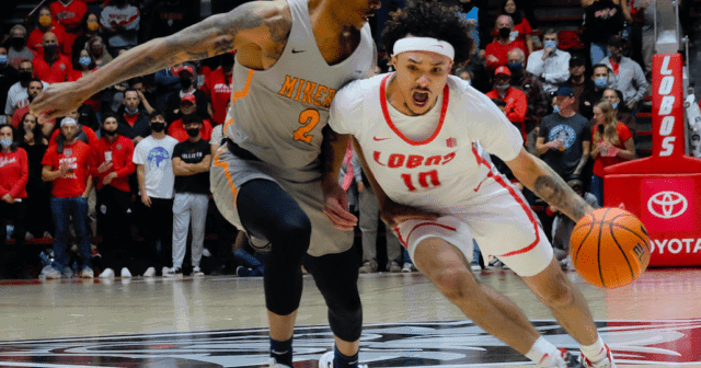 UNM announces vaccine requirement for Pit events | Archives ...