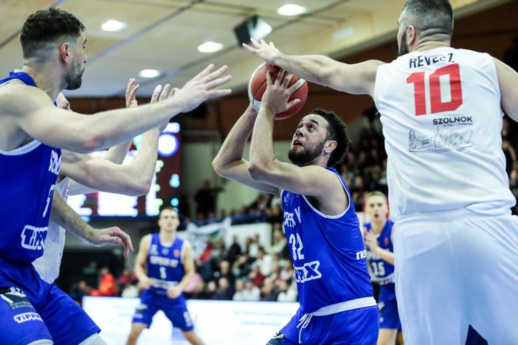 A look at a few former Lobos now playing overseas | Sports | abqjournal.com