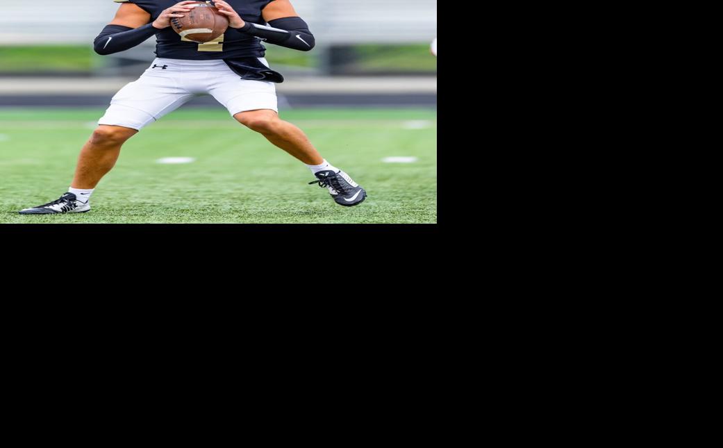 Unm Football Lobos Land Commitment From Utah High School Quarterback
