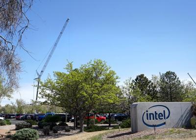 New crane rises above Intel | Local News | abqjournal.com