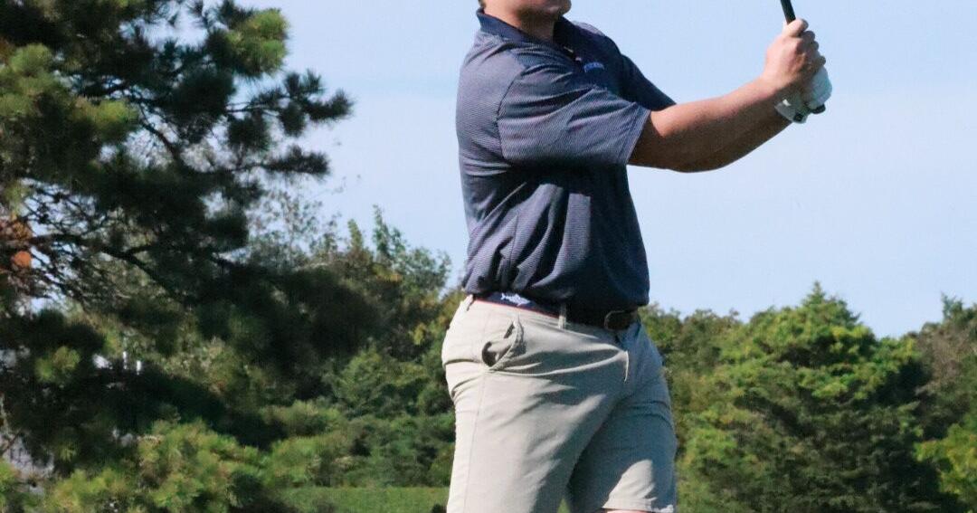 Golf wins two tight matches, loses to Nauset | Sports | ack.net