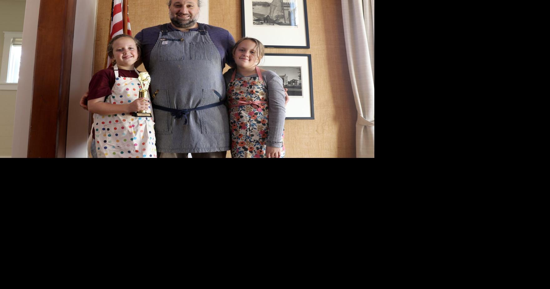 Ventuno wins 2024 Inky Santa Chili Cookoff | Eat & Drink | ack.net