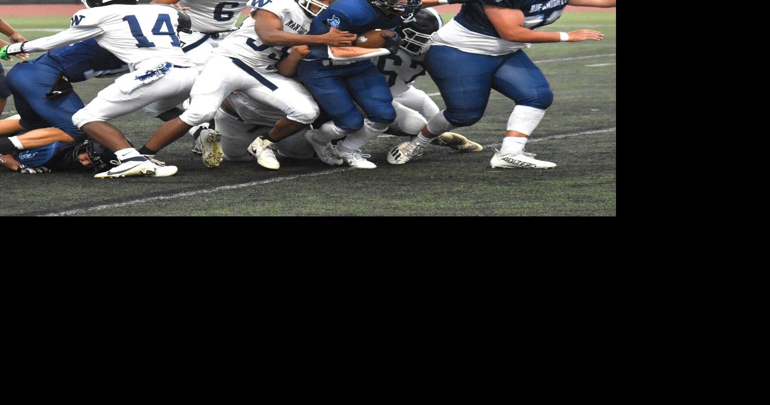 Football drops to 0-3 with 34-7 loss at Sandwich | Sports | ack.net