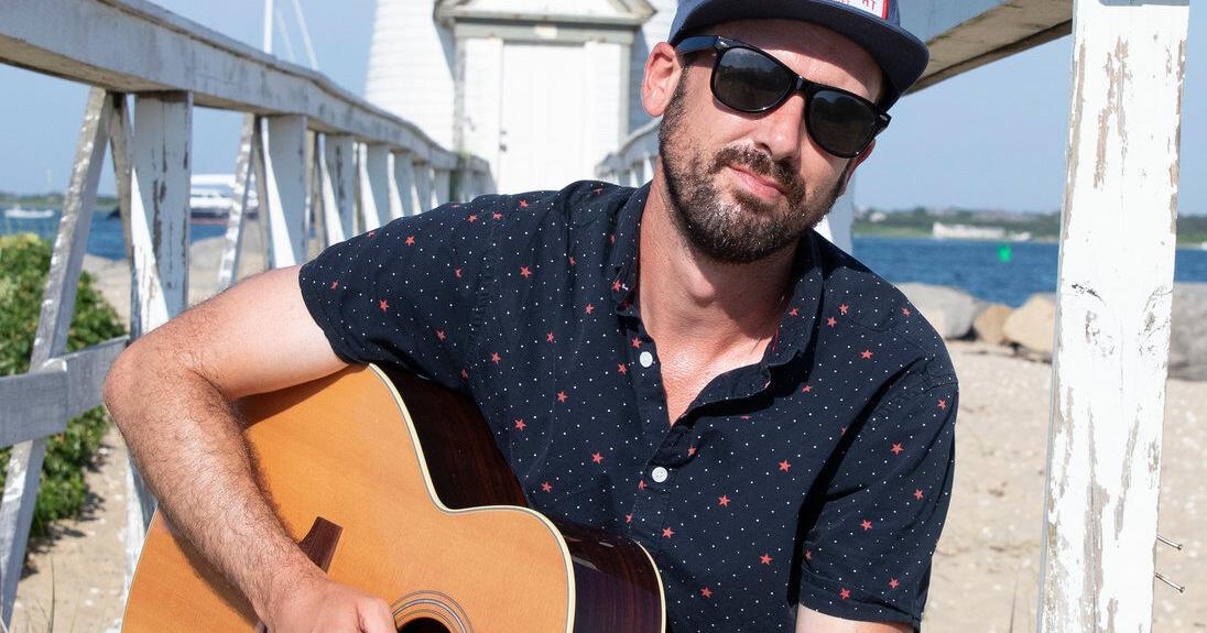 Island troubadour Sean Lee relishes audience interaction | Lifestyle ...