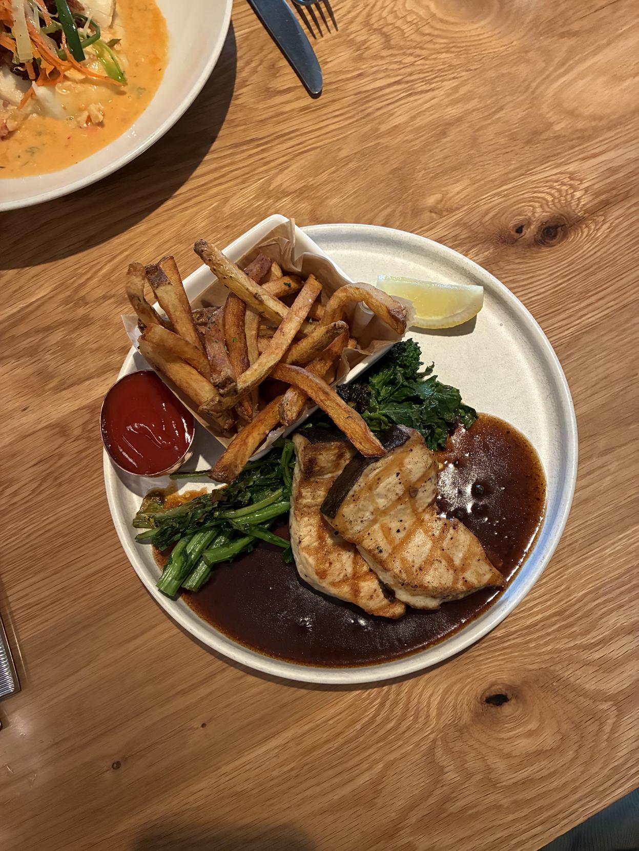 Let’a Eat! The Seagrille | Eat & Drink | ack.net