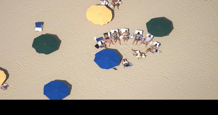 Pommett's "Nantucket Earth and Sky" at Gallery at 4 India | News | ack.net