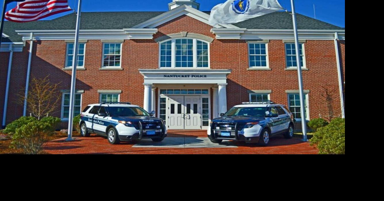 Nantucket police officers honored | Alerts | ack.net
