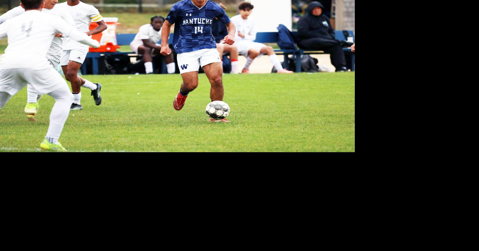 Boys soccer beats D-Y 1-0 on Senior Night | Sports | ack.net