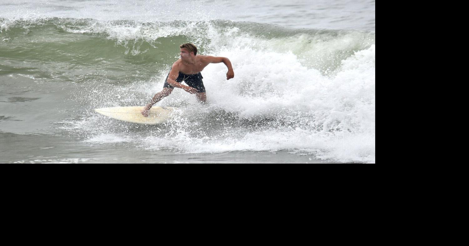 Photo Gallery: Nobadeer Beach Surfing | Photo Galleries | ack.net