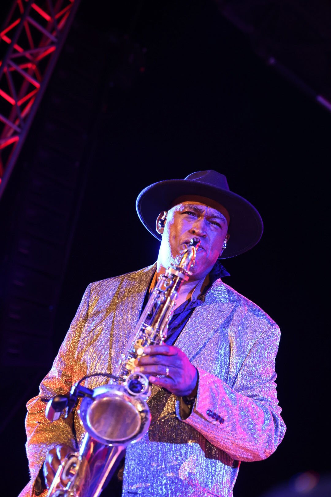 Hilderbrand, Portnoy, Hudson among stars at Nantucket Pops | News | ack.net