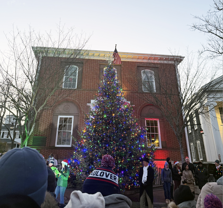 Photo Gallery: 2025 Nantucket Tree Lighting | News | ack.net