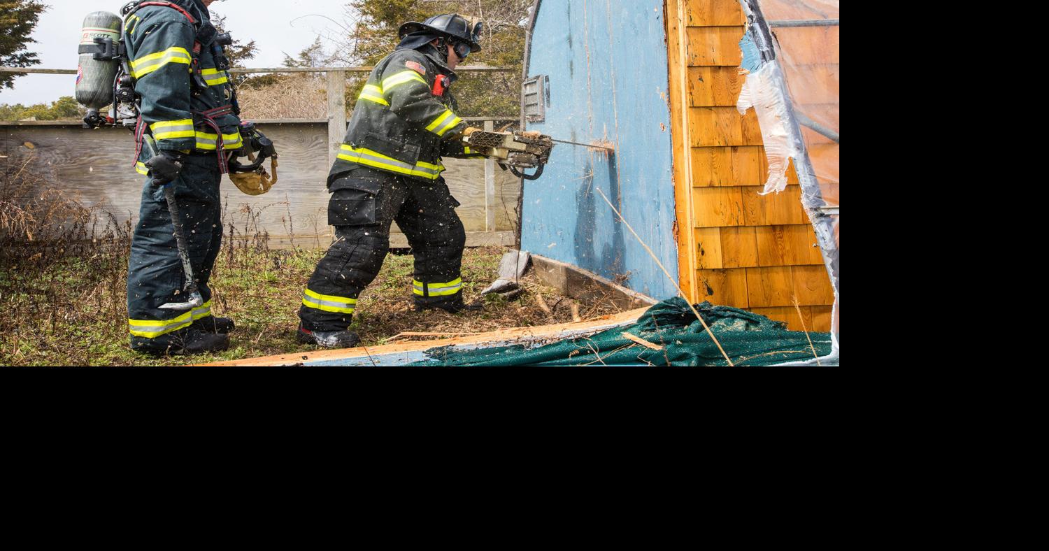 Fire Department responds to greenhouse fire on Miller Lane | Happening ...