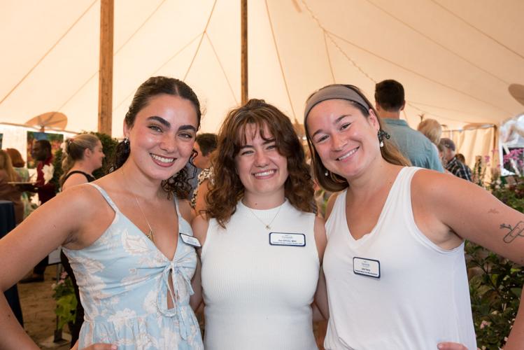 Seen on the Scene: Blooming Bids for Fairwinds | Photo Galleries | ack.net