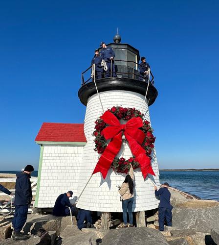Photo Gallery: Brant Point Light Wreath | Photo Galleries | ack.net
