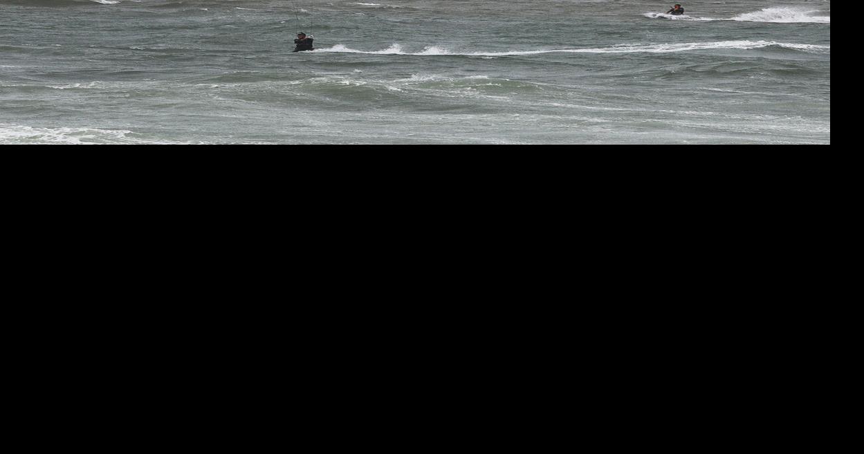 Photo Gallery: Kite-surfing Tropical Storm Elsa | Photo Galleries | ack.net