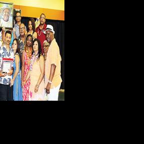 Volunteers take spotlight at awards ceremony | | adowl.hidesertstar.com