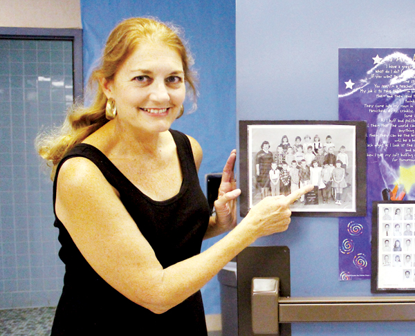 Teacher starts 35th first day of school with former student's daughter ...