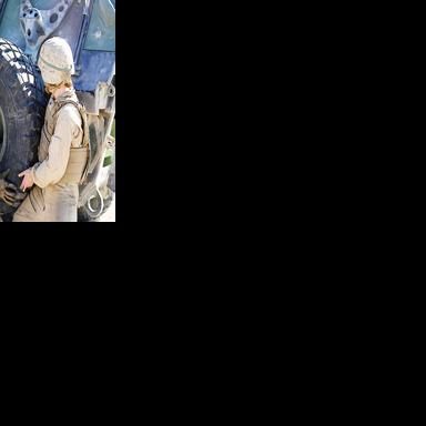 Integrated Task Force LAV Platoon initiates MCOTEA assessment | | adowl ...