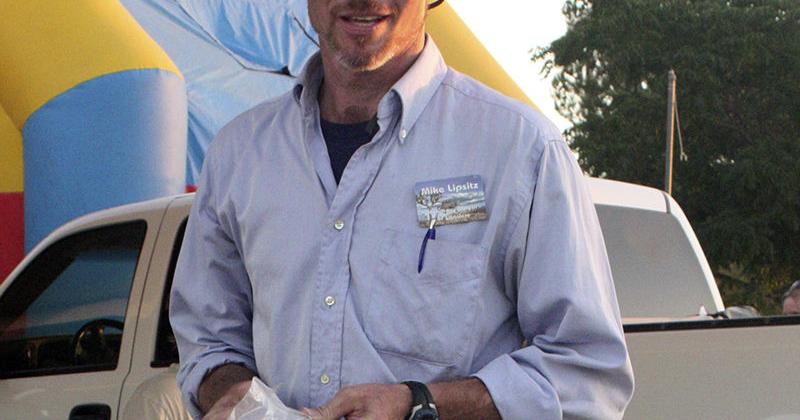 Deputies arrest county representative for giving drugs to inmate ...