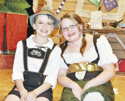 Onaga Elementary School students bewitch with ‘Hansel and Gretel ...