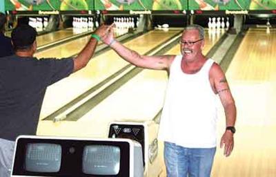 Friday night’s no-tap league good, inexpensive fun | | adowl ...