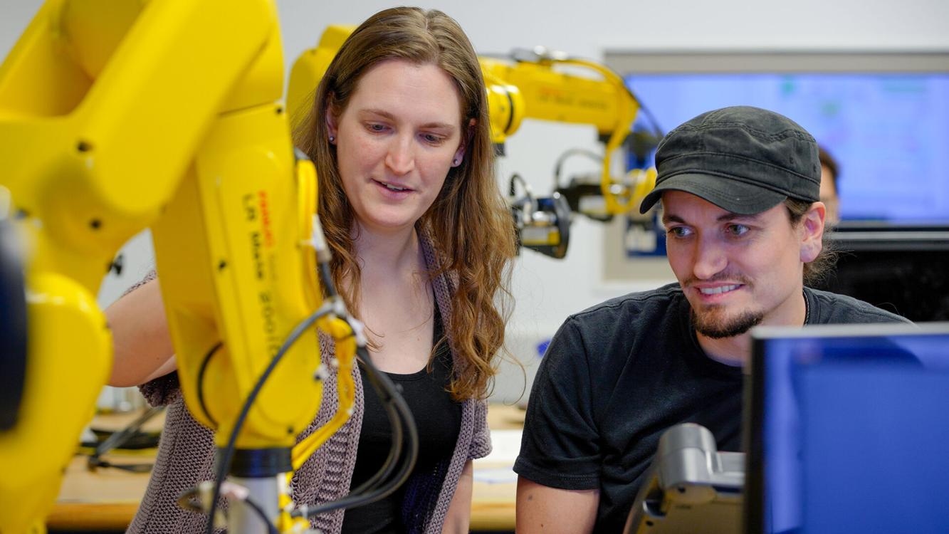 advancedmanufacturing.org | Advanced Manufacturing Starts Here!