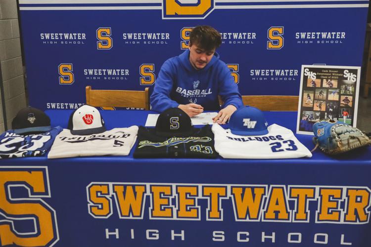 Houser signs with NAIA powerhouse TWU baseball | Sports ...