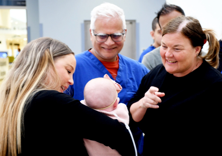 Mom reunites with premature baby after lung transplant | Health ...