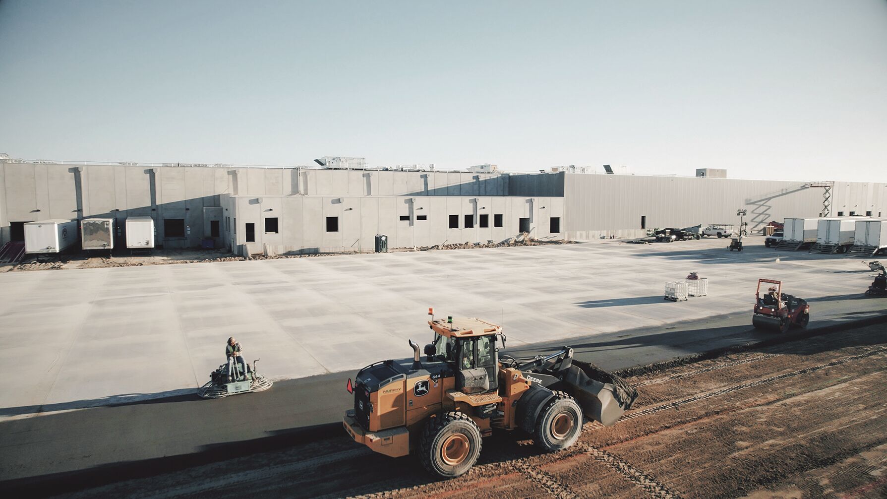 Roller compacted concrete is paving the way for the beef industry