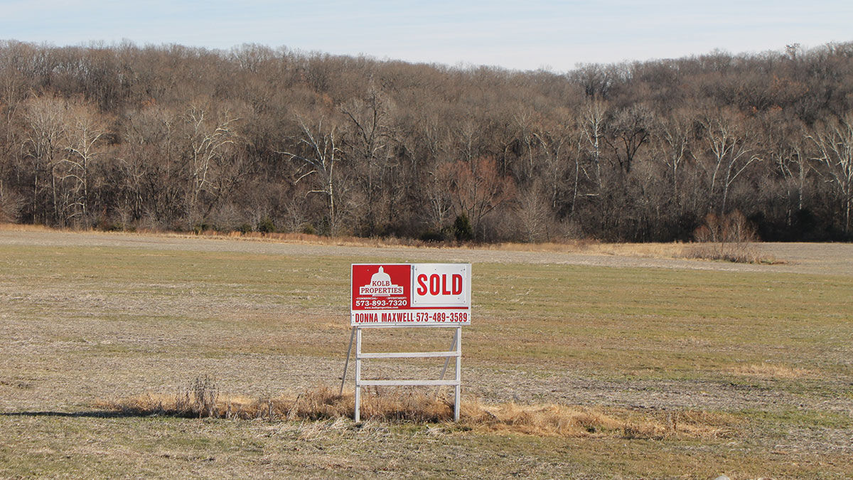 Missouri farmland values rise on crop surge