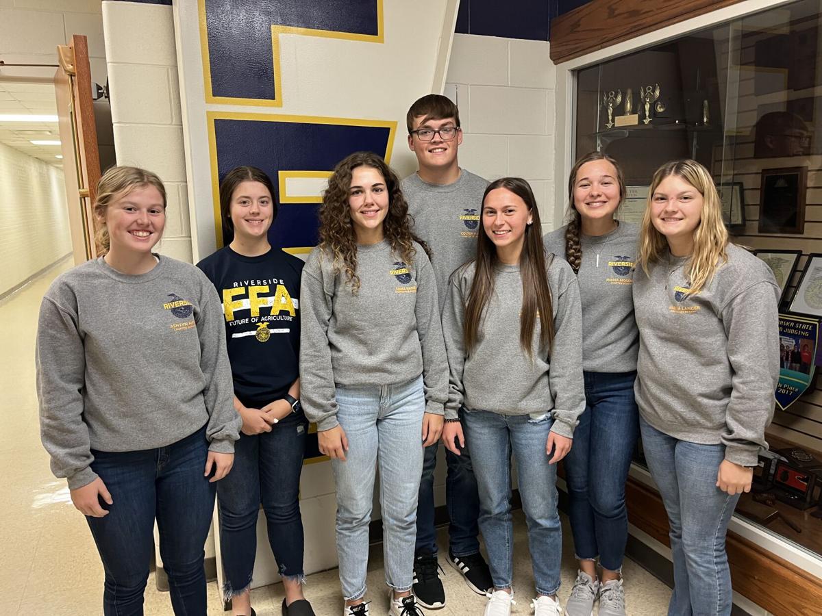 Riverside FFA goes all out to touch each member’s heart at Valentine’s Day