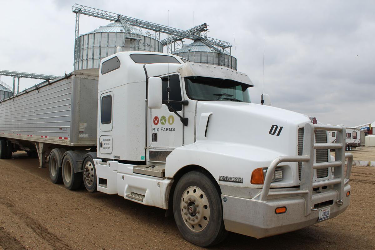Harvest resumes after break for snow in northeastern South Dakota