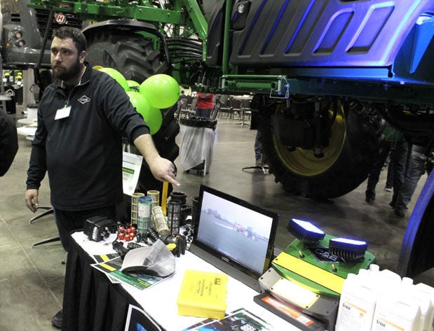 Blue light special: Sprayer light works day or night