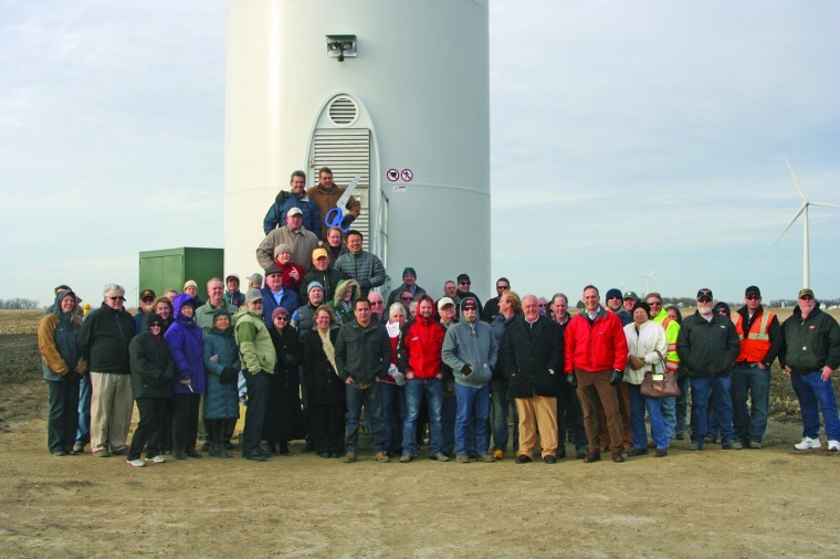 Minnesota wind farm reaches new heights