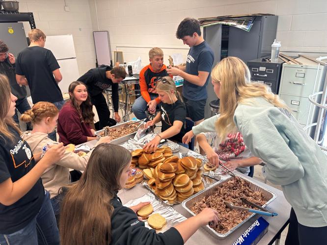 Ogallala students find therapy in local FFA chapter’s tower gardens