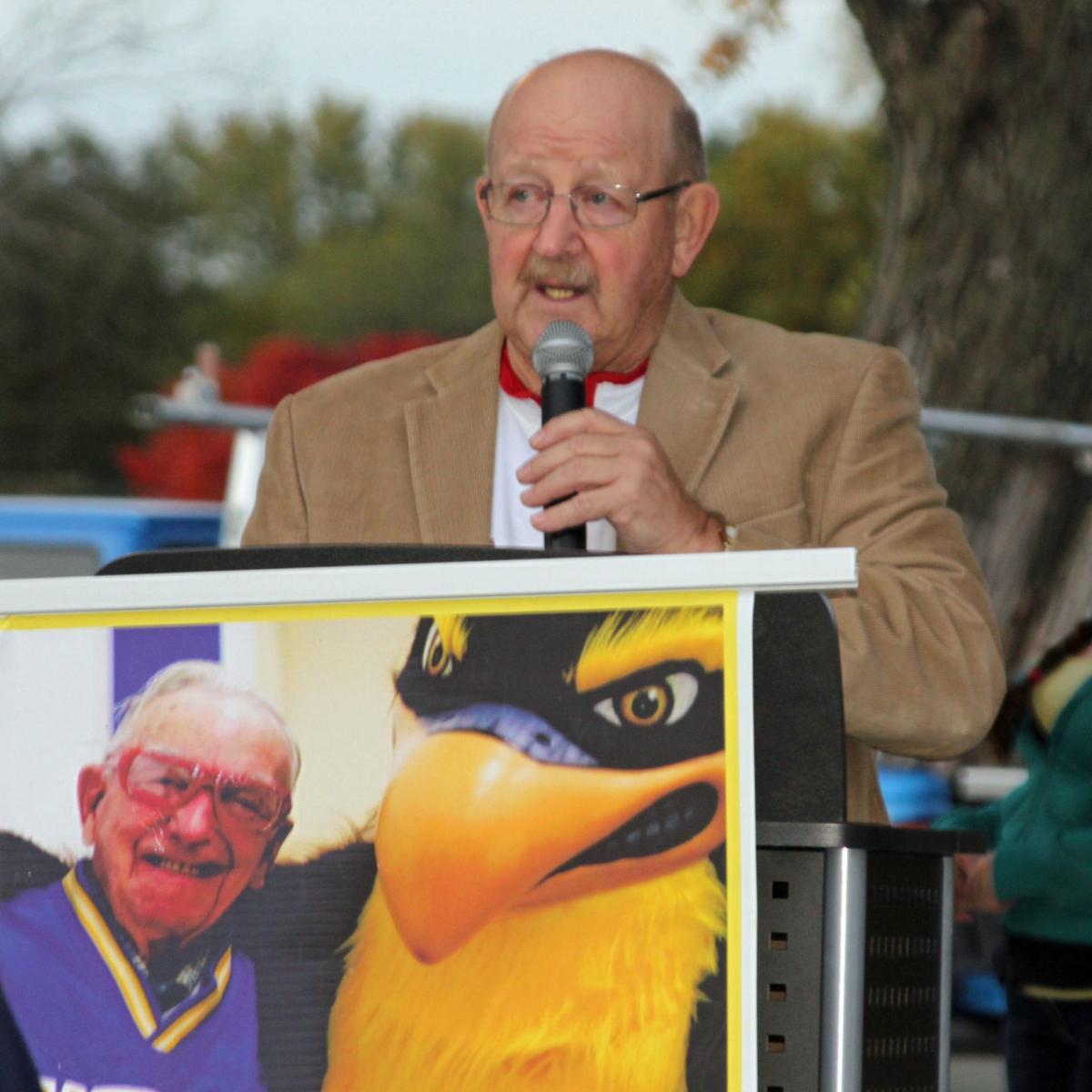 Ed Brooks says good-bye | Business | agupdate.com