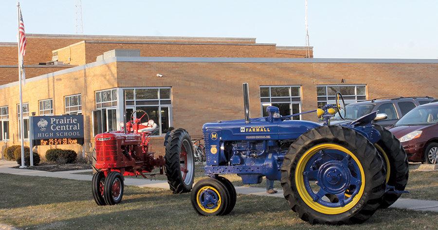 FFA students’ tractor restoration project raises funds, tradition