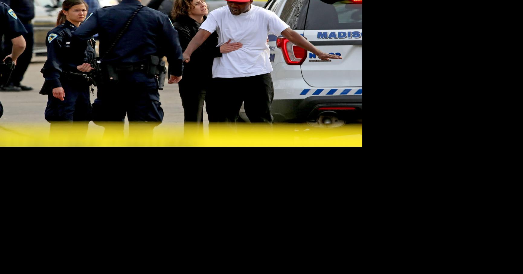 Defusing the violence: Peer support counselers bring credibility, calm ...