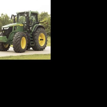 JD 7R Tractor