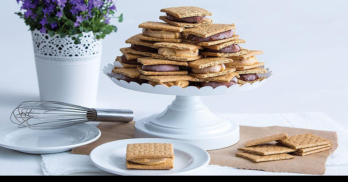 Frozen Pudding Sandwiches