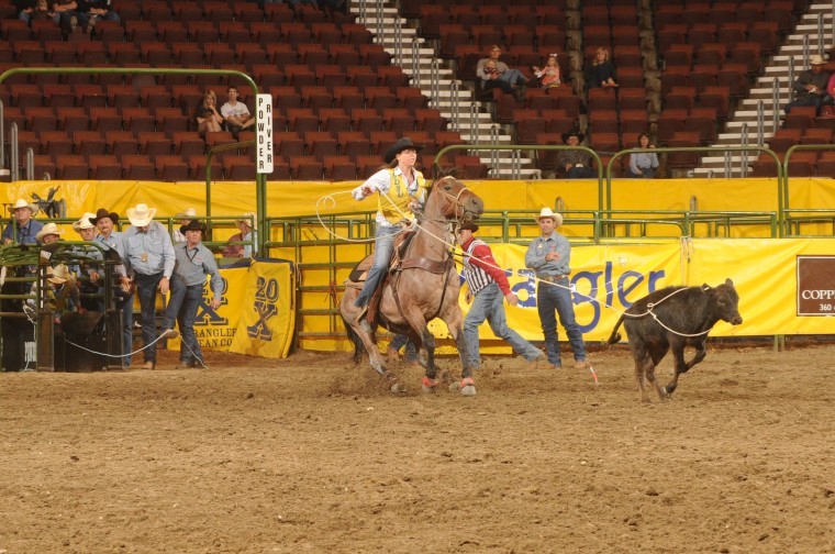 SDSU steer wrestler wins third at college national rodeo event