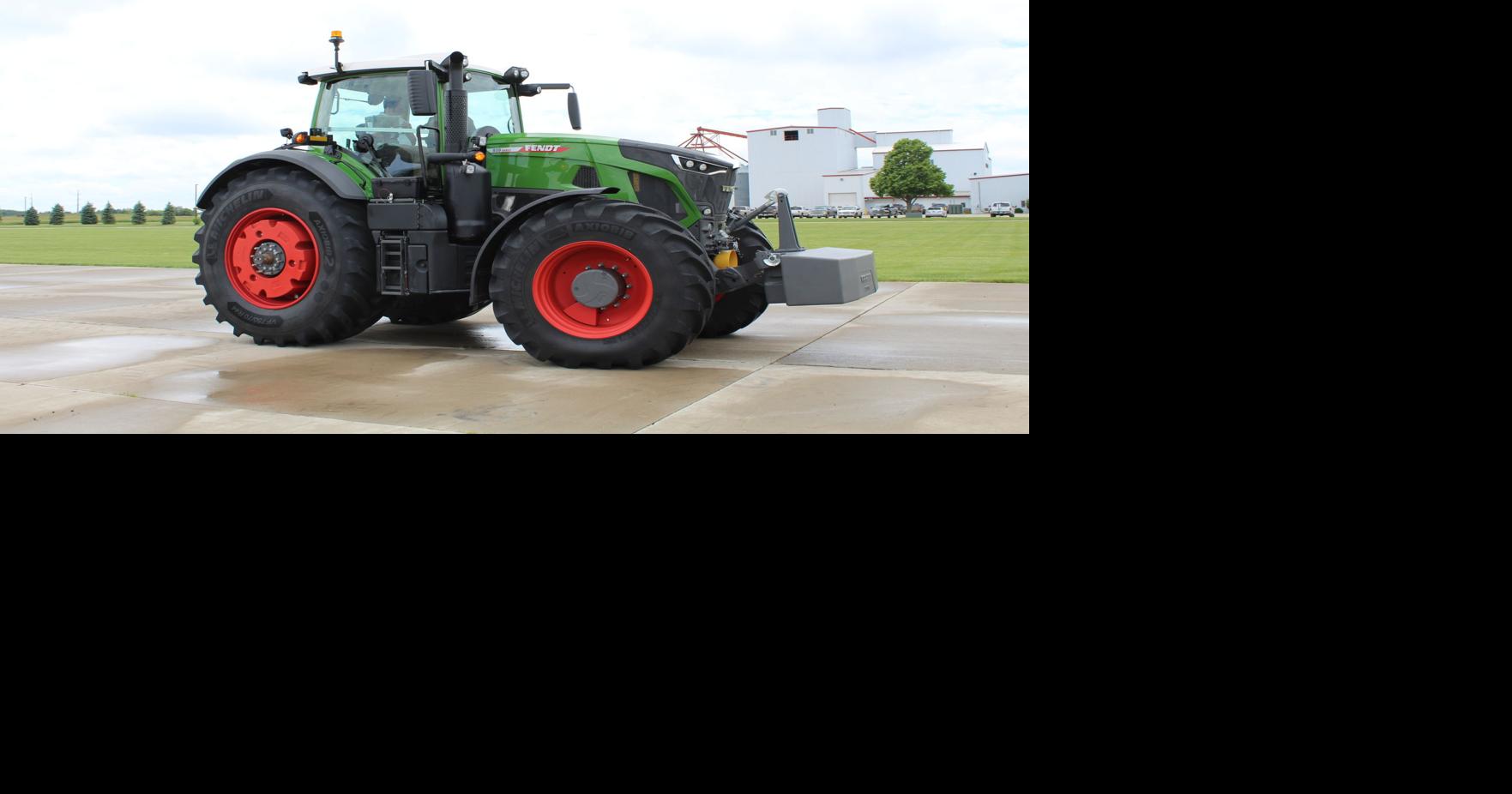 AGCO expands Fendt brand into row crop market with new 900 Series
