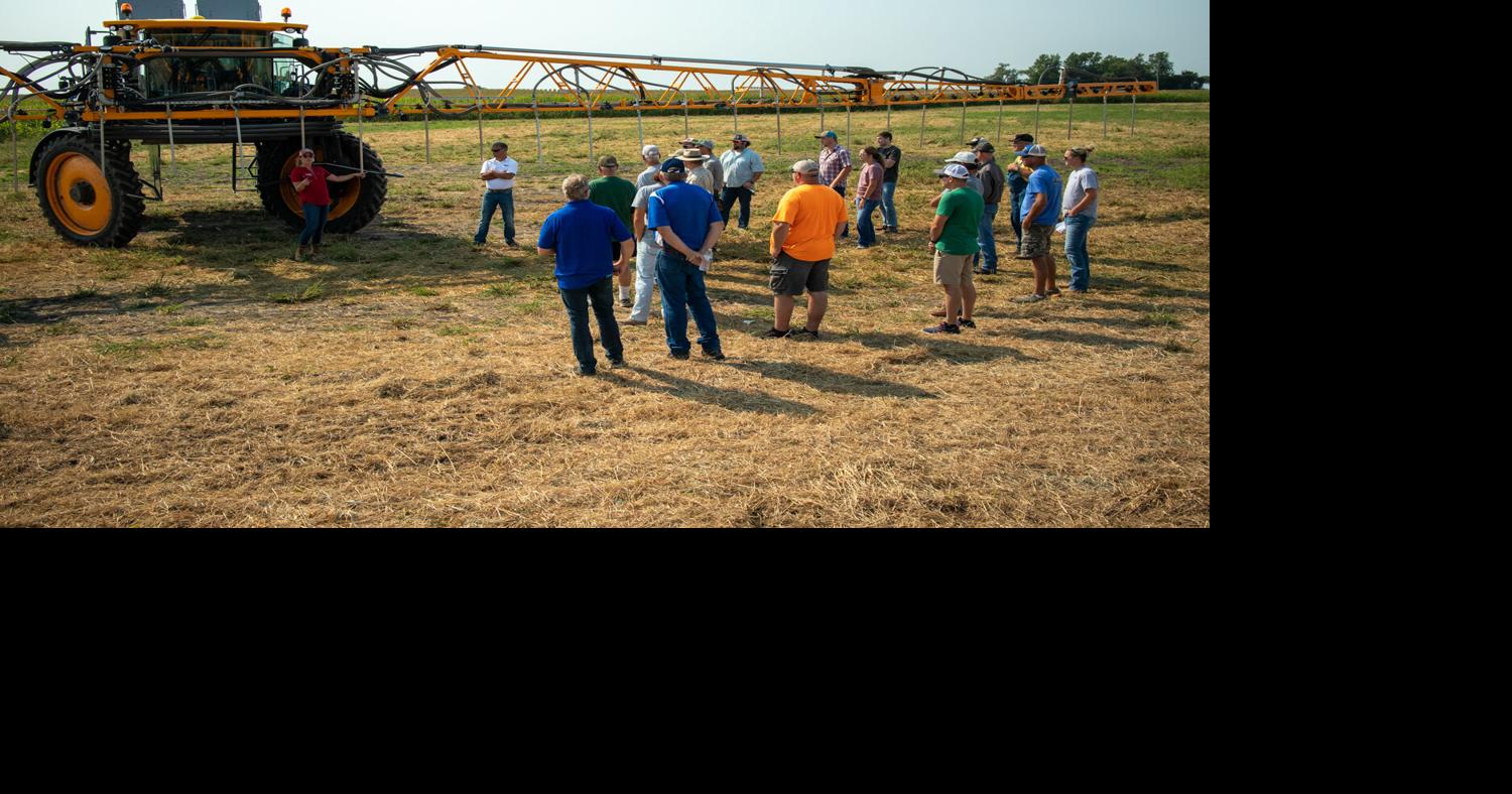 Highboy rises above barriers to plant cover crops in cornfields