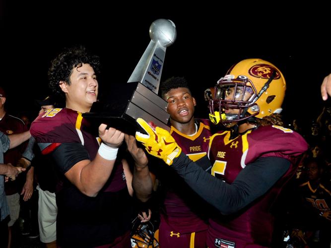 Mountain Pointe vs Desert Vista Football | Photos | ahwatukee.com